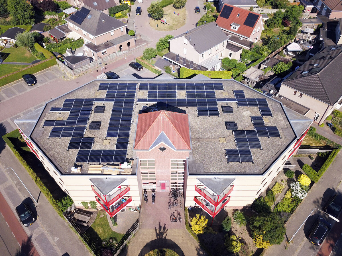 Zonneproject Diemse Zon! levert nu echte duurzame stroom op - Plavei